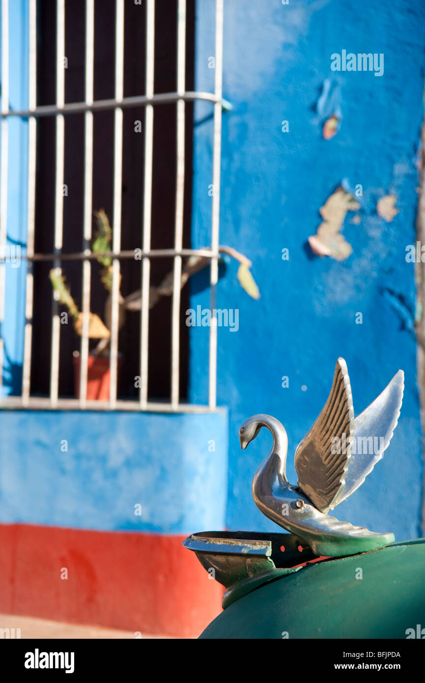 Antique hood ornament on car parked in Trinidad, Cuba Stock Photo - Alamy