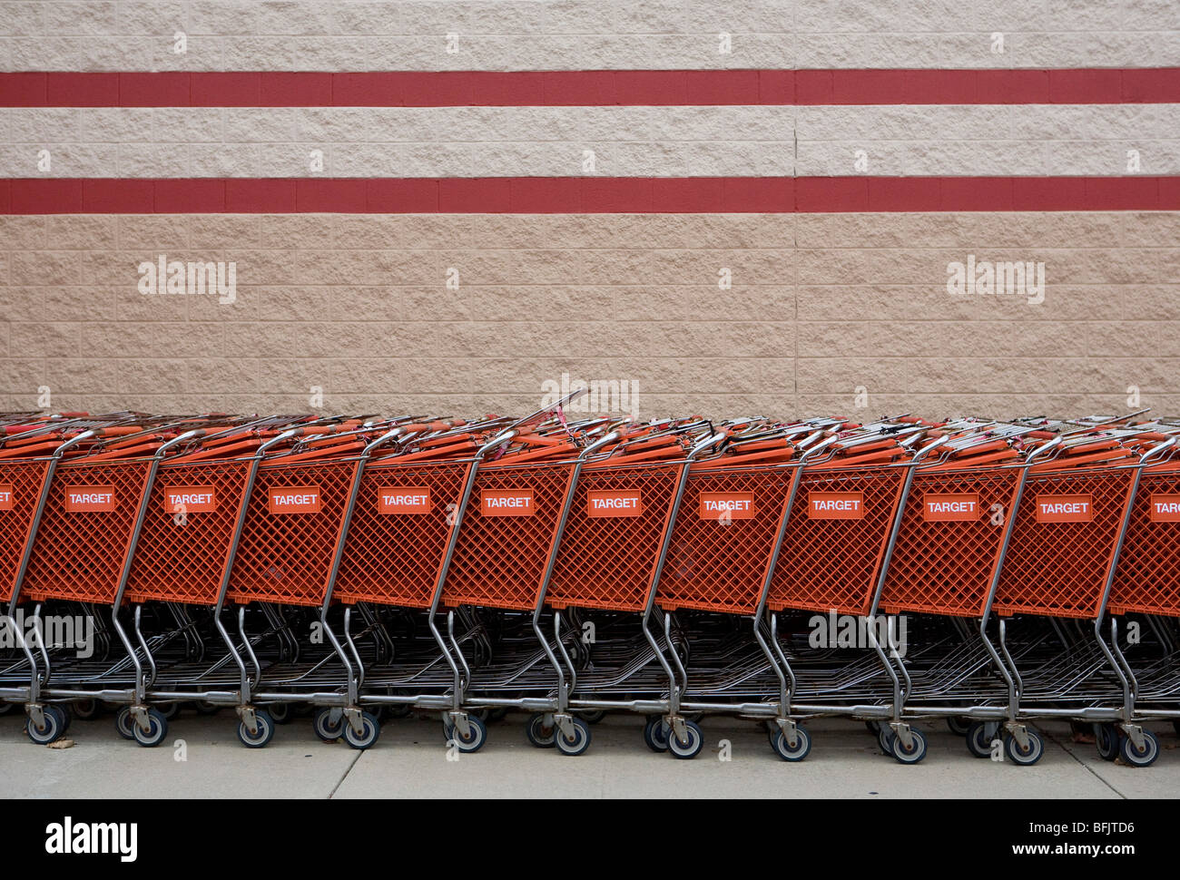 A Target retail location in suburban Maryland Stock Photo - Alamy