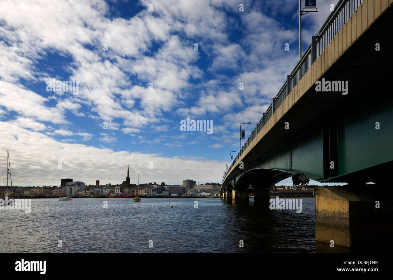Wexford harbour bridge hi-res stock photography and images - Alamy