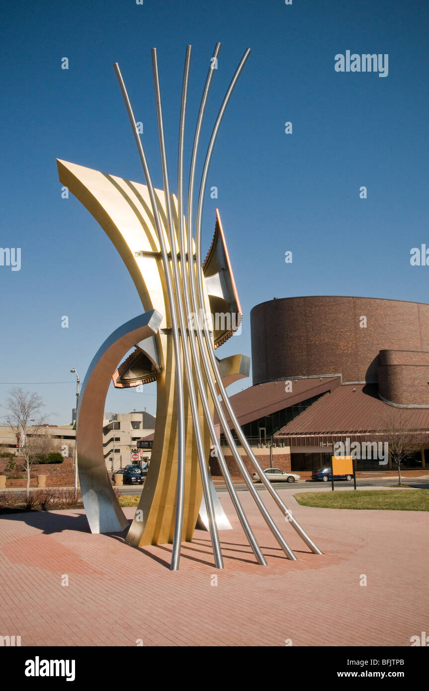 Firebird sculpture hi-res stock photography and images - Alamy