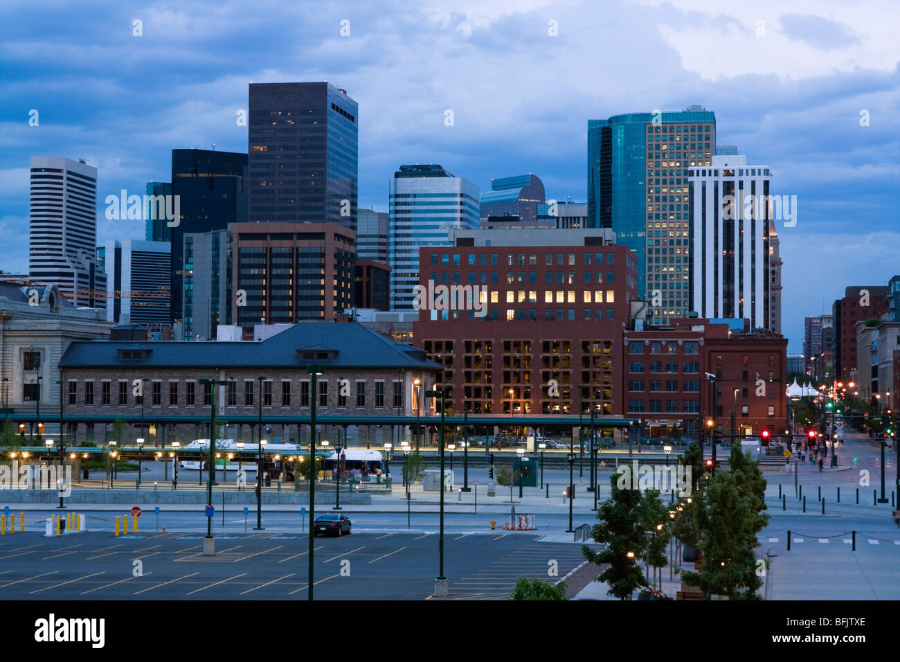 Denver night life hi-res stock photography and images - Alamy