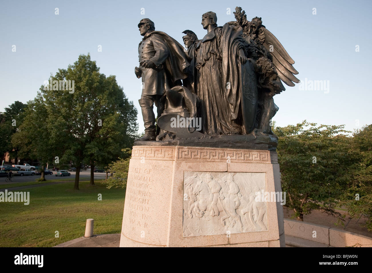 Sculpture in Baltimore Union Soldiers and Sailors Monument 1909- Adolph ...