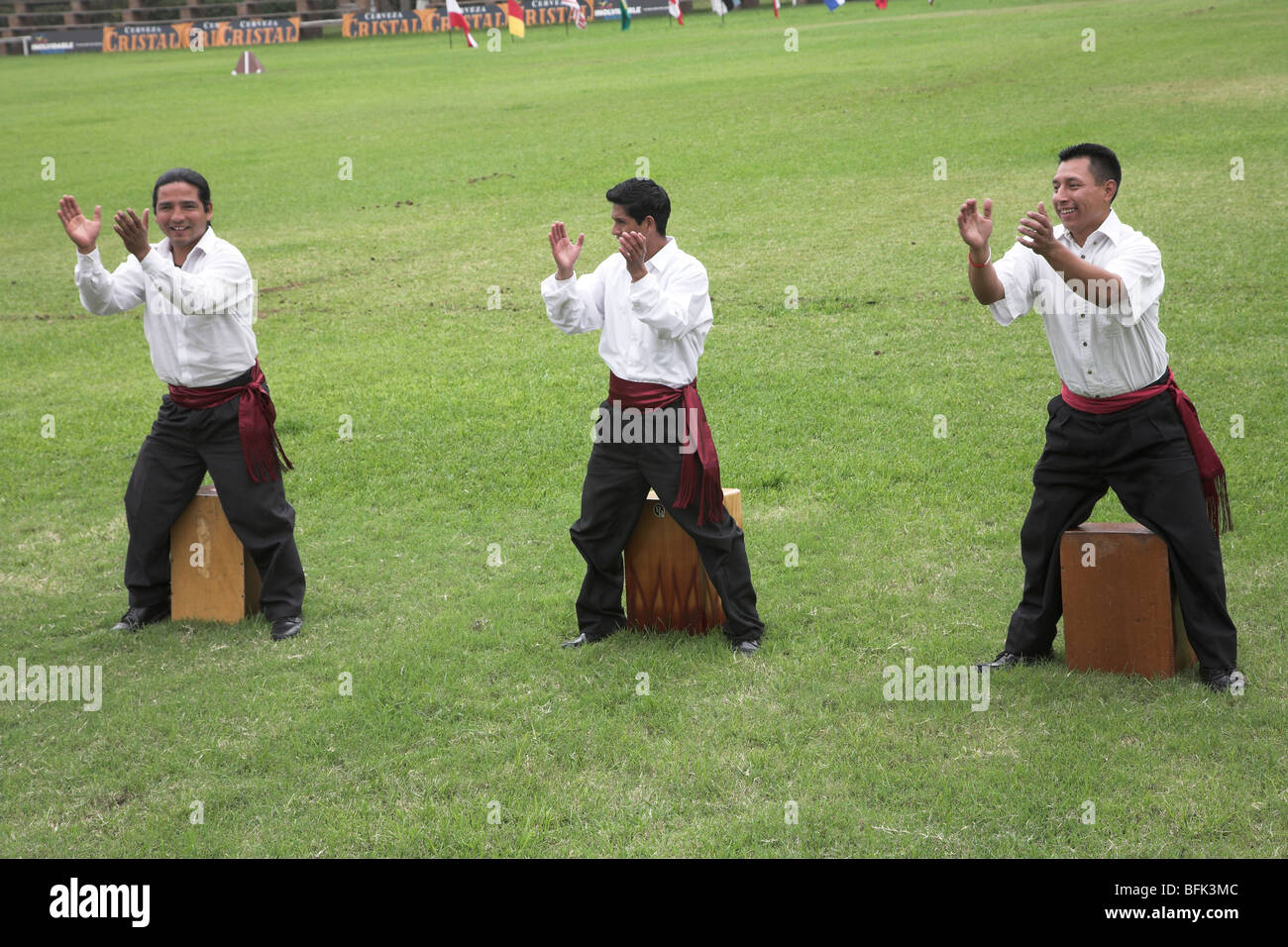 Traditional peru musicians hi-res stock photography and images - Alamy