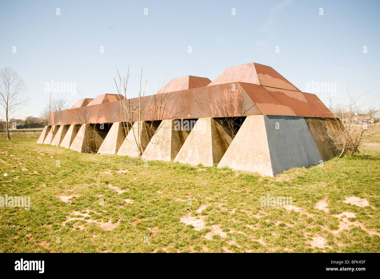 Sculpture in Baltimore Patapsco Delta by Jim Sanborn 1977 Reed Bird bet ...