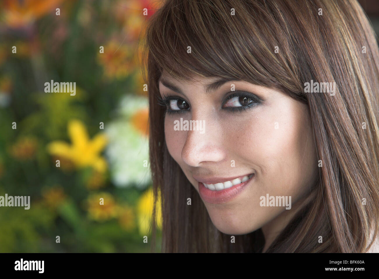 Street portrait of young girls in Lima Peru Stock Photo - Alamy