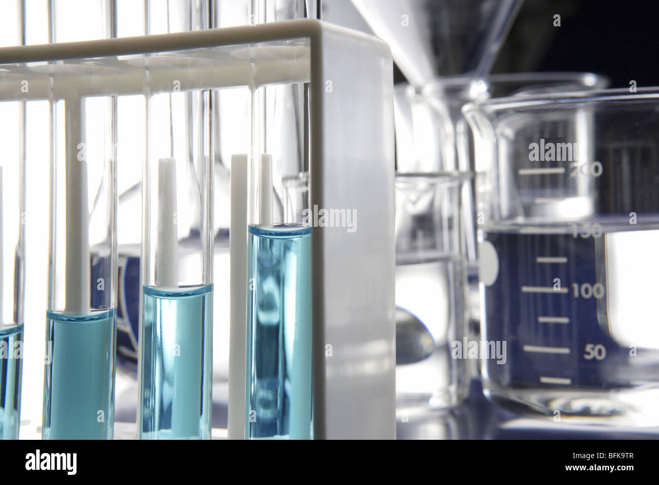 Funnel beaker people hi-res stock photography and images - Alamy