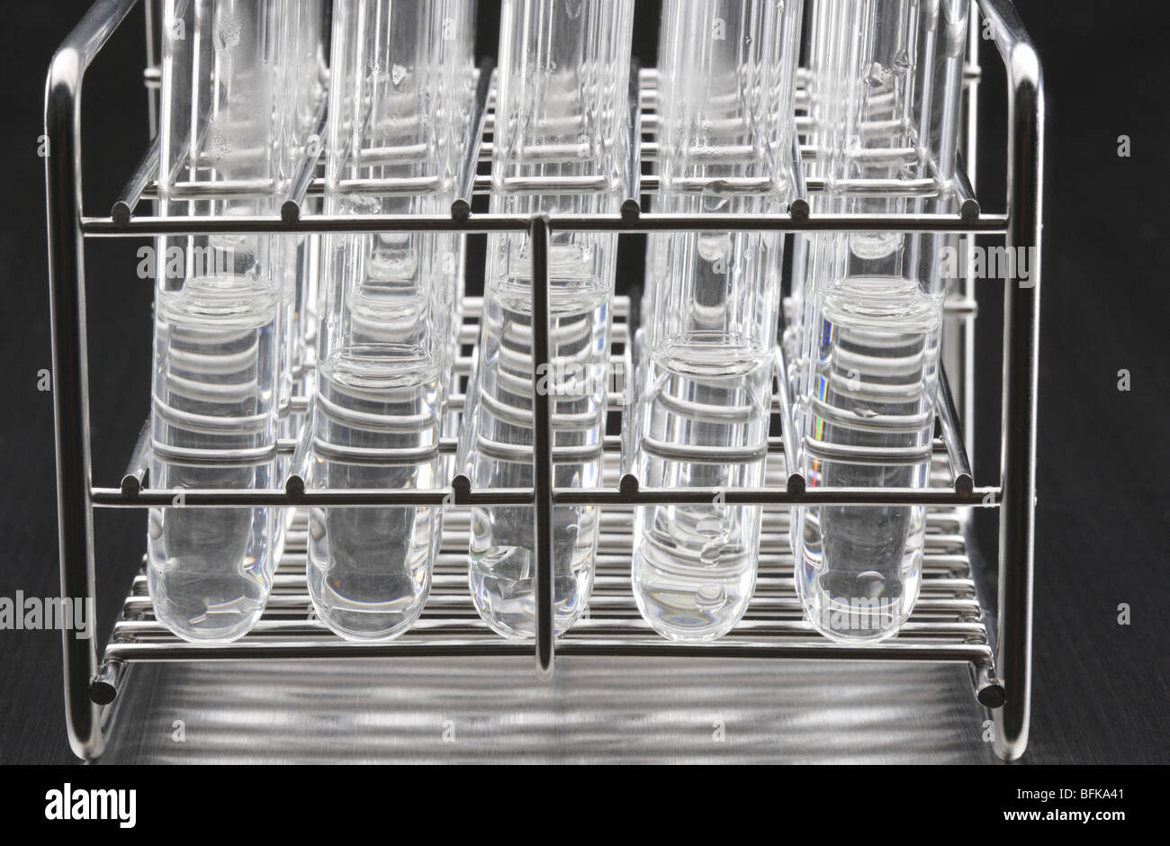 Laboratory test tubes hi-res stock photography and images - Alamy