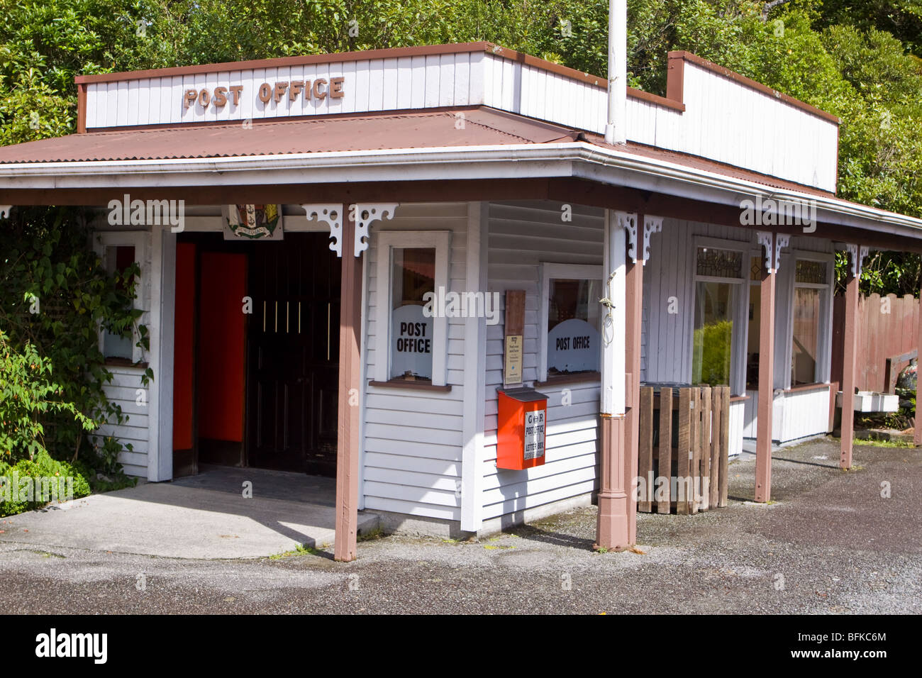 Old Fashioned Post Office High Resolution Stock Photography and Images ...