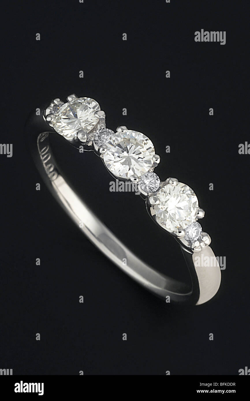 Diamond ring black background Stock Photo - Alamy