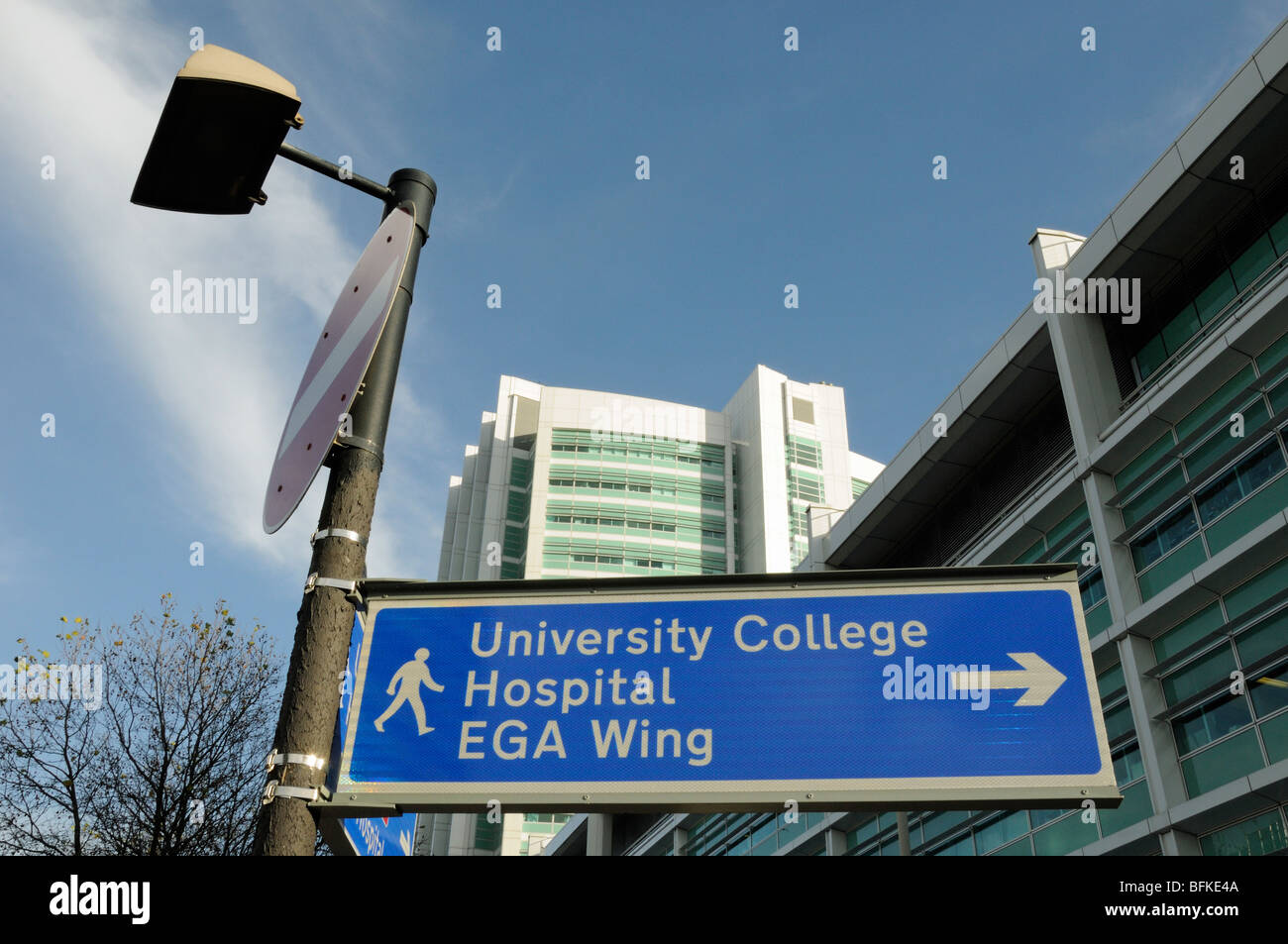 Hospital wing hi-res stock photography and images - Alamy