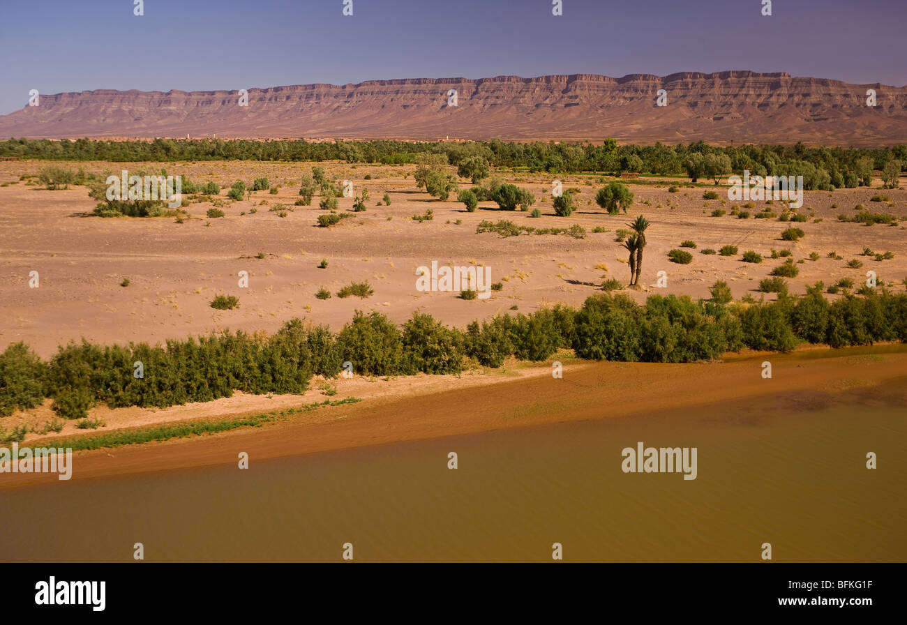 DRAA VALLEY, MOROCCO - river and landscape Stock Photo - Alamy