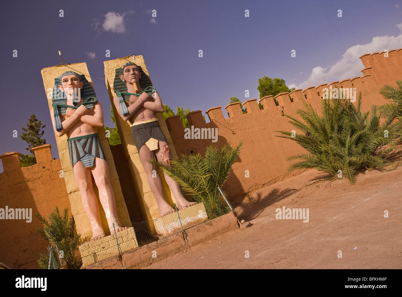 OUARZAZATE, MOROCCO - Egyptian statue movie props at entrance to Atlas ...