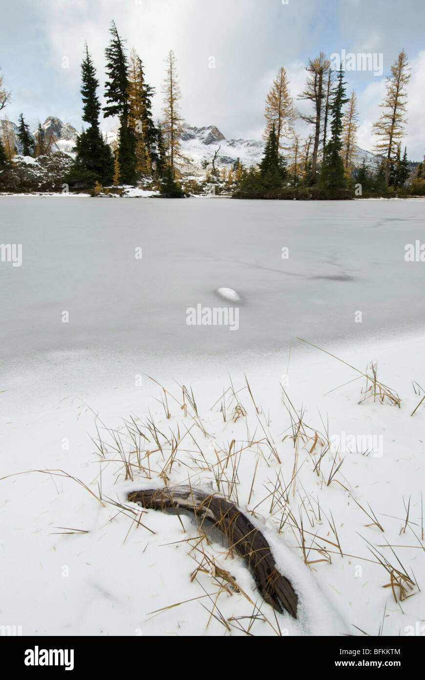 Frozen tarn hi-res stock photography and images - Alamy