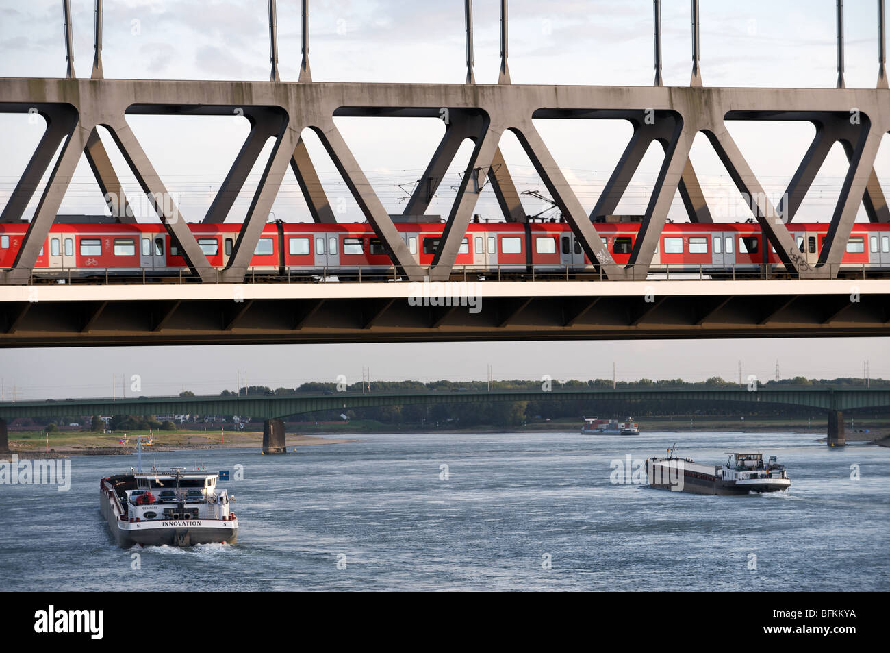 Local passenger train (S-Bahn) crossing river Rhine, Dusseldorf, North ...