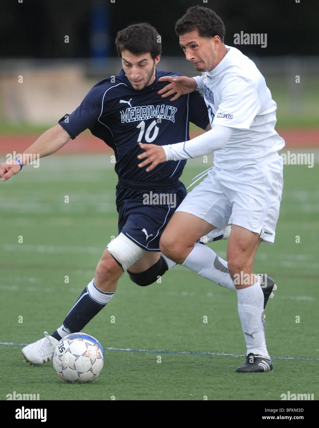 College soccer hi-res stock photography and images - Alamy