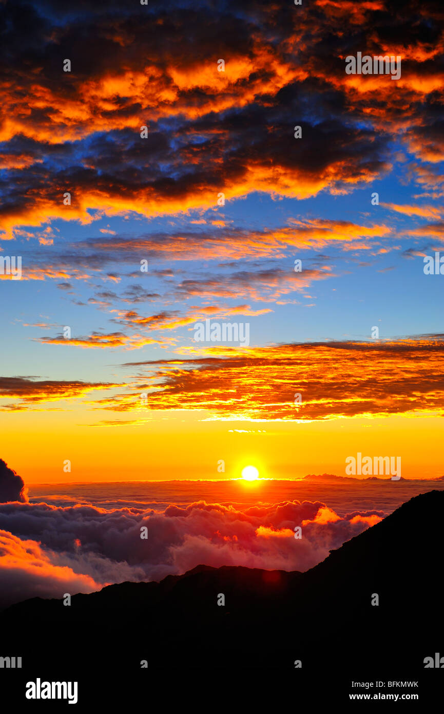 Maui volcano hi-res stock photography and images - Alamy