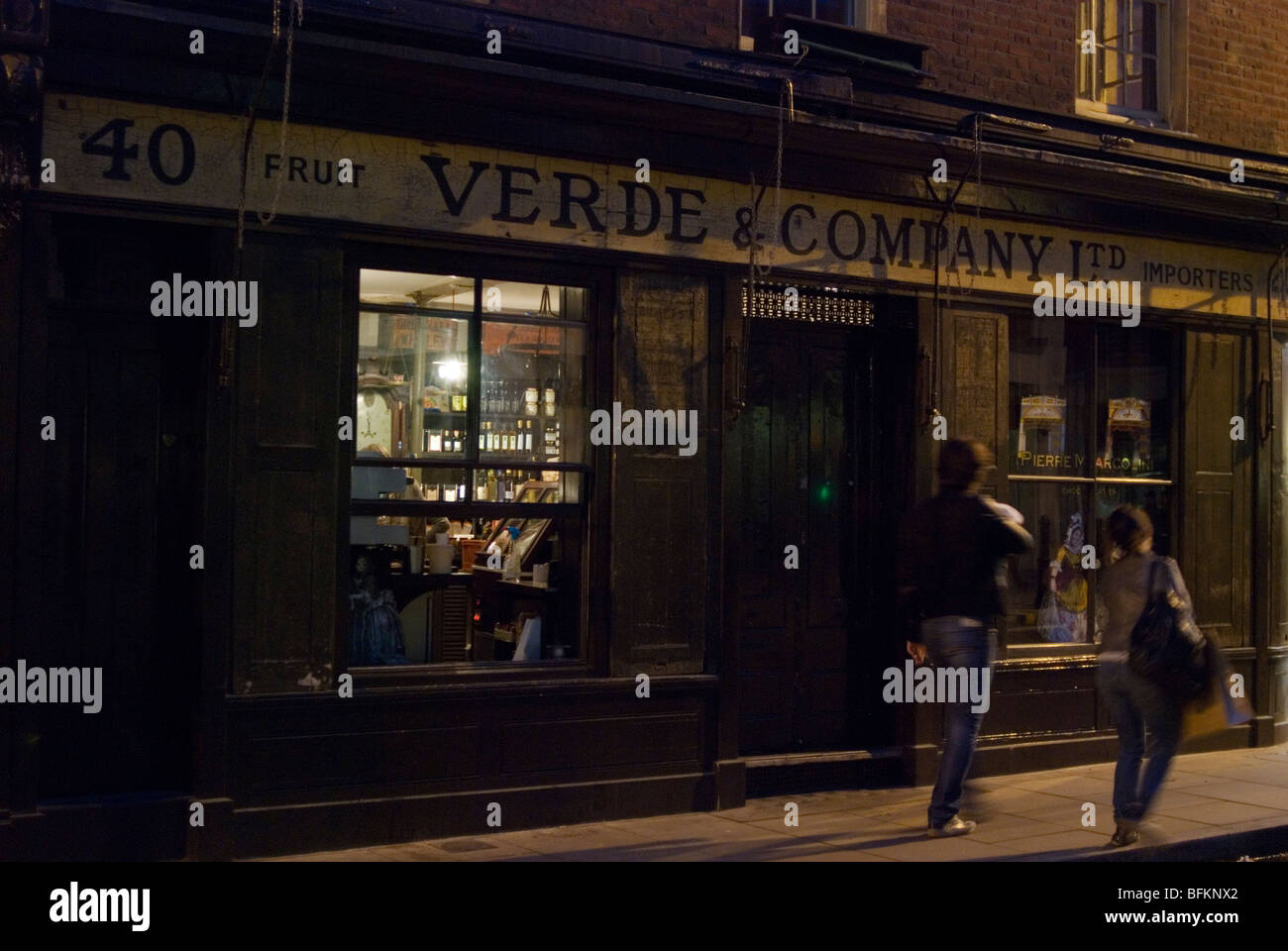 London east street restaurant hi-res stock photography and images - Alamy