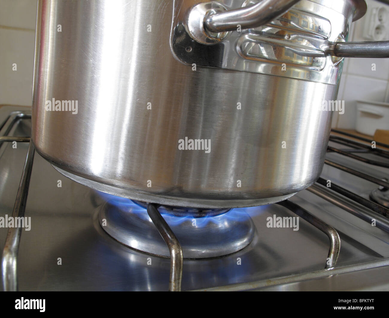 Gas flame photo hi-res stock photography and images - Alamy