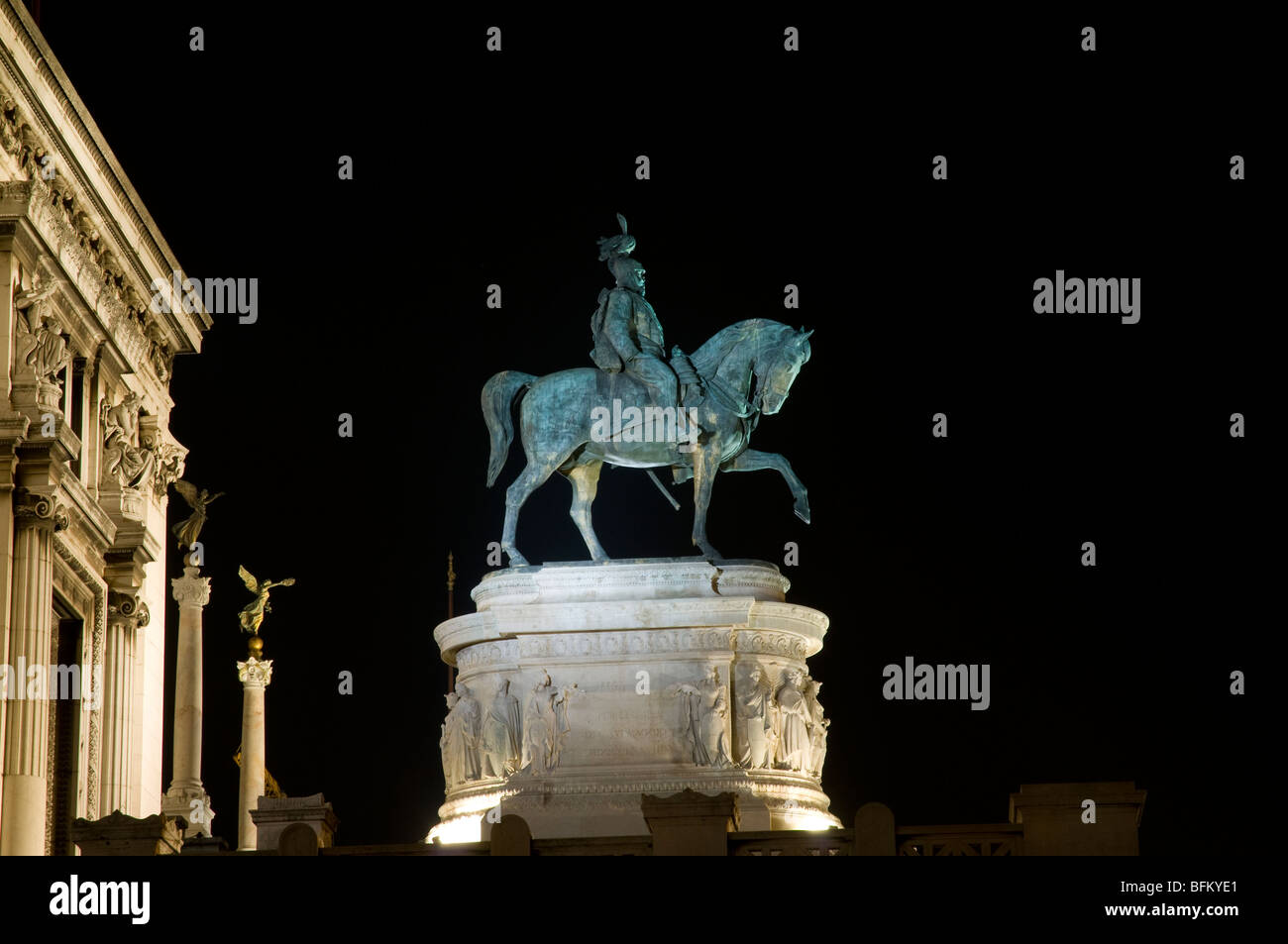 Equestrian sculpture of victor emmanuel hi-res stock photography and ...