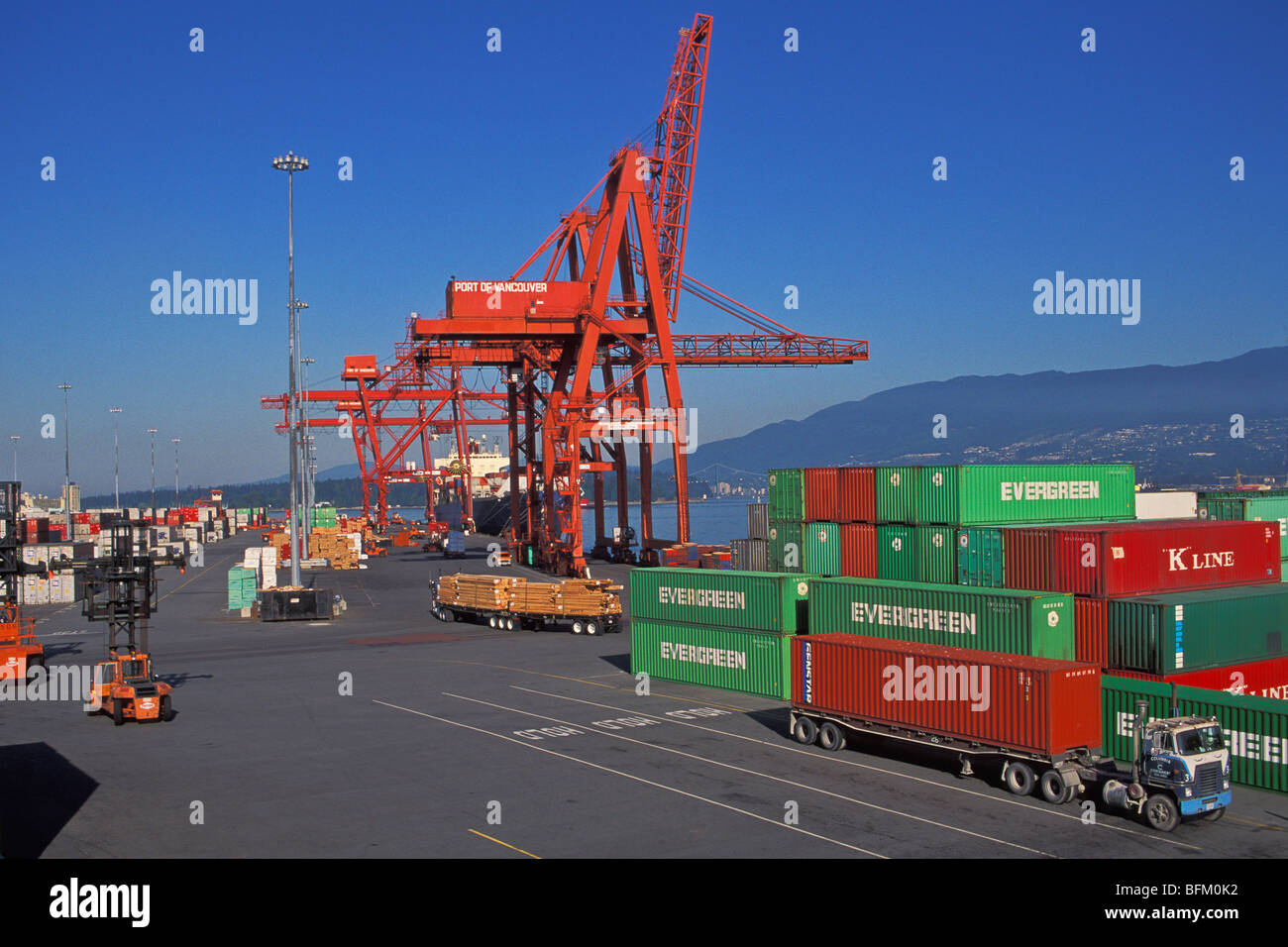 Bc canada shipping hi-res stock photography and images - Alamy