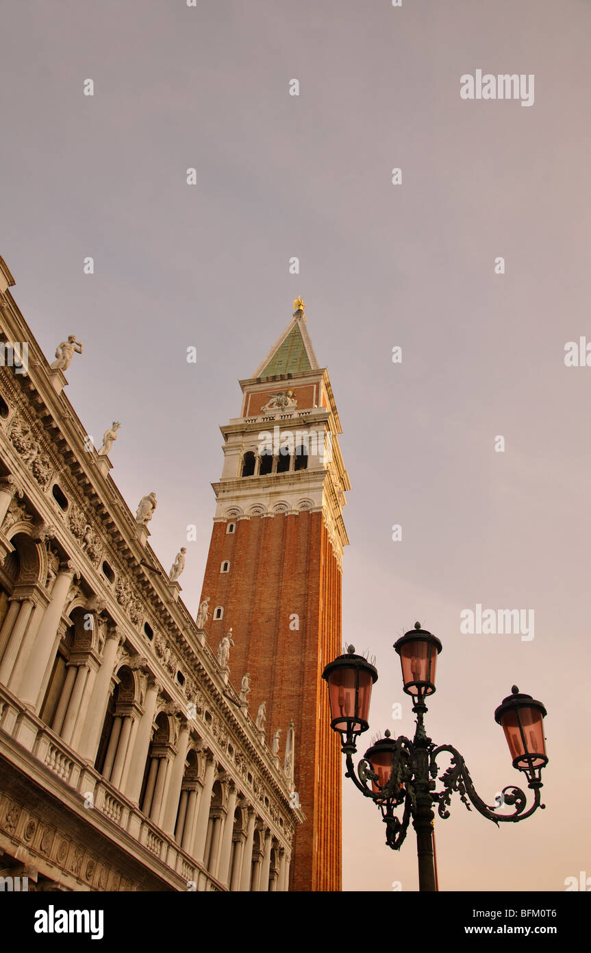 Sunrise tower hi-res stock photography and images - Alamy