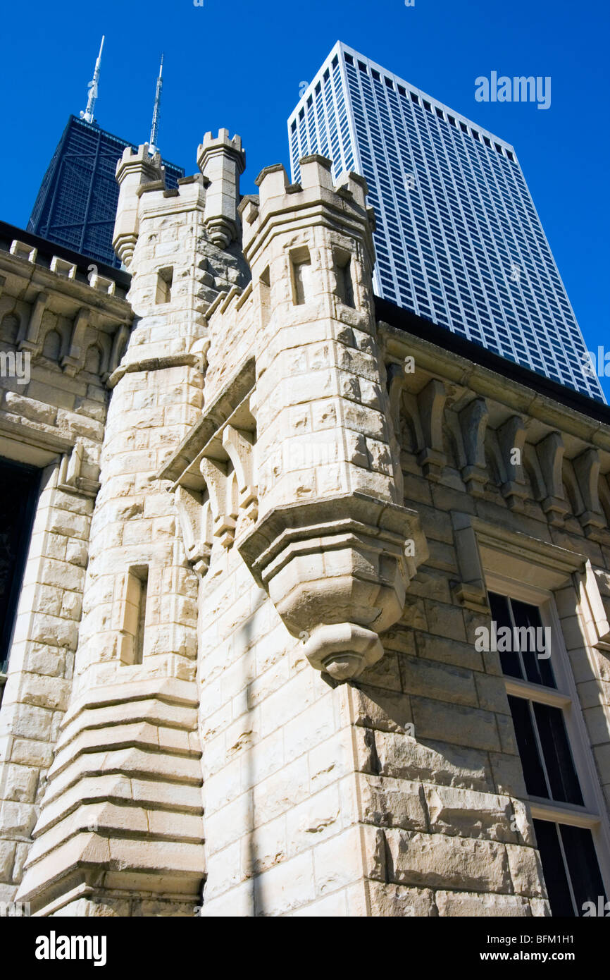 Water Tower building in Chicago Stock Photo - Alamy