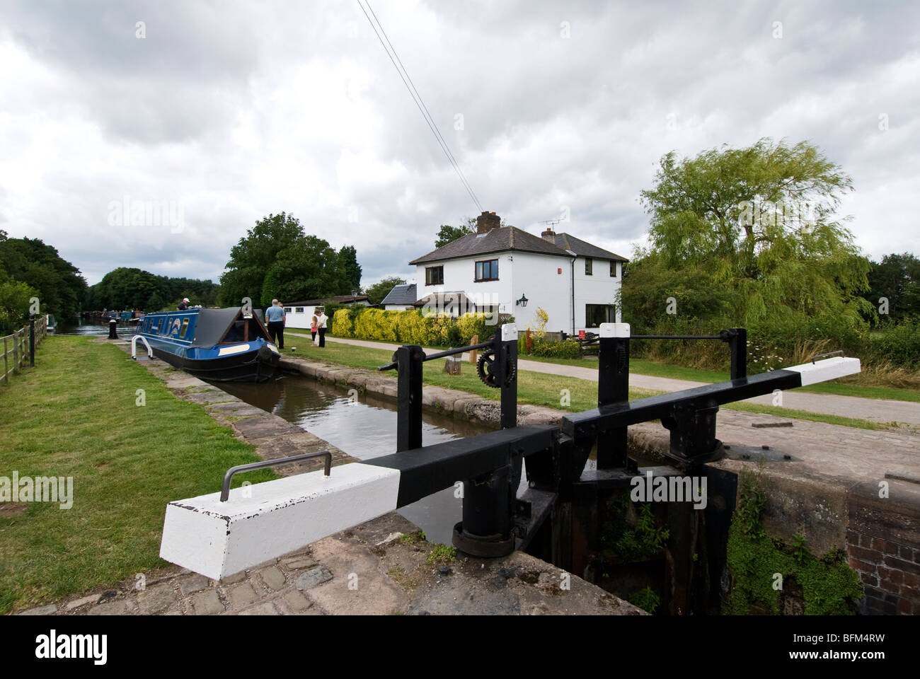 Fradley Junction where the Trent and Mersey meets the Coventry canal ...