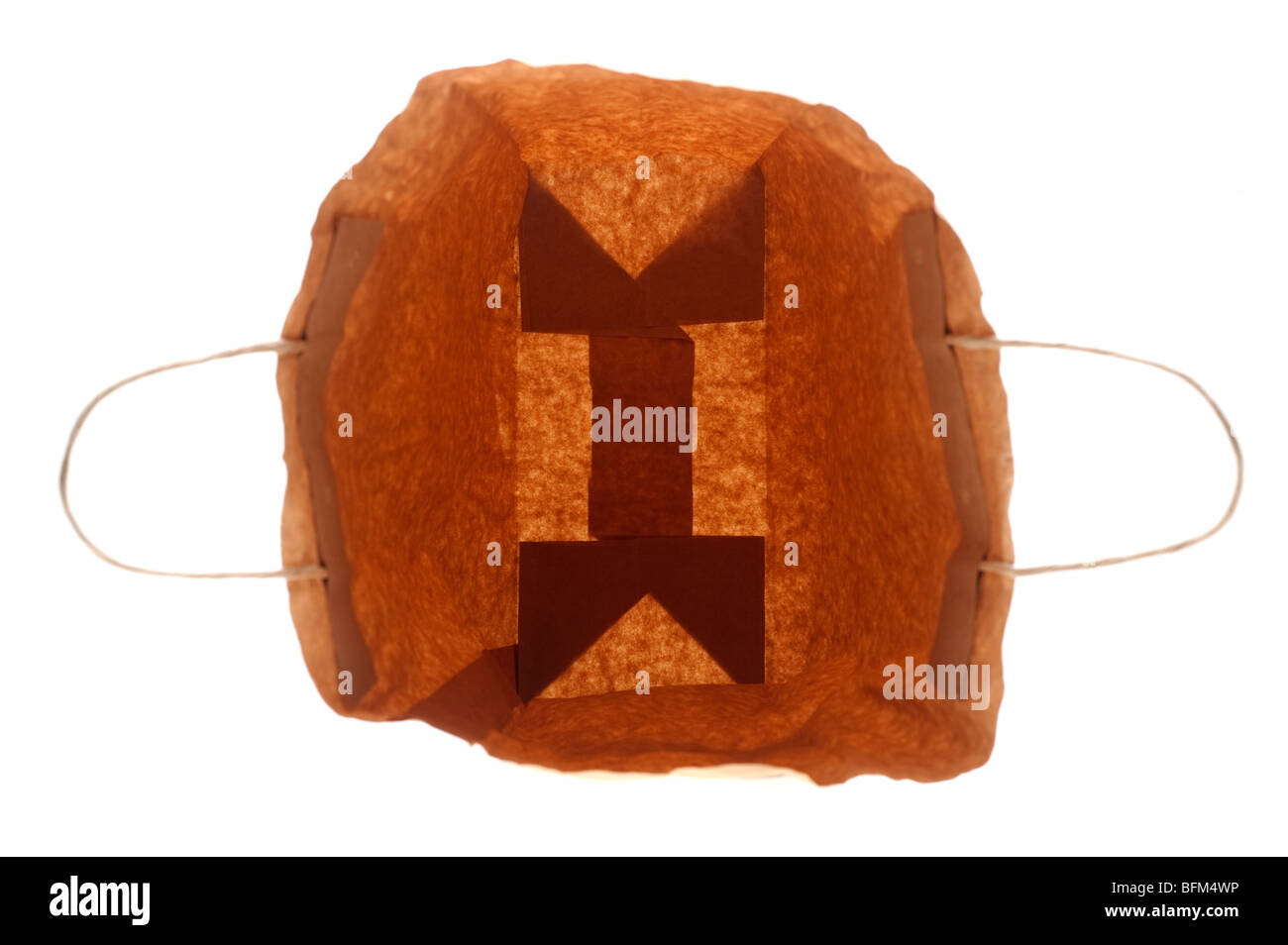 Open paper bag handles hi-res stock photography and images - Alamy