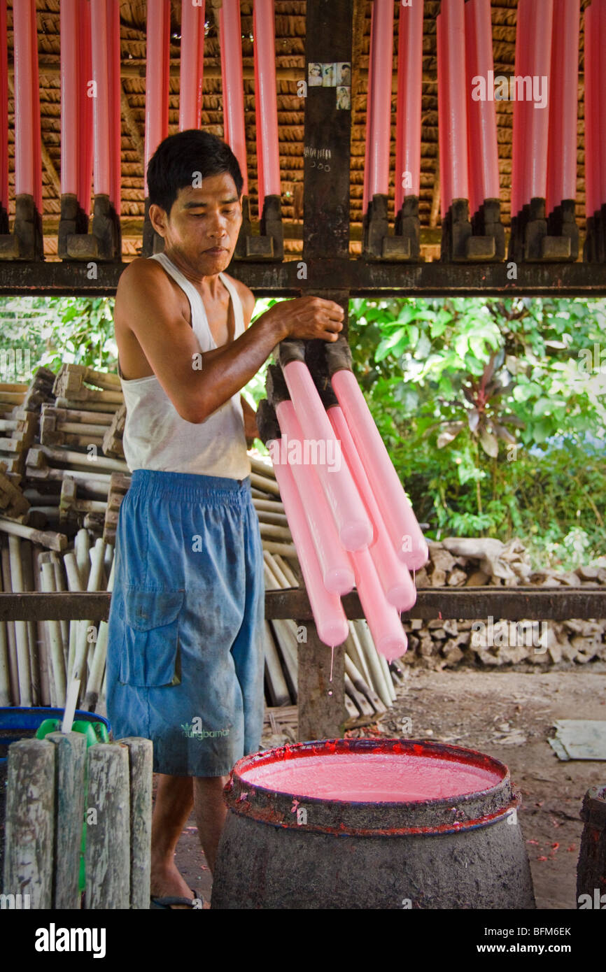 Manufacturing process of rubber rings from natural caoutchouc on a ...
