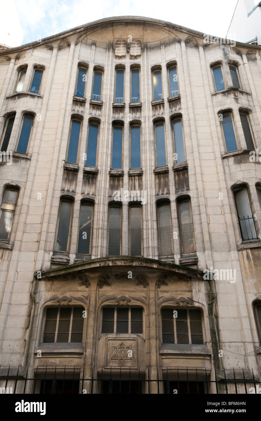 Paris synagogues hi-res stock photography and images - Alamy