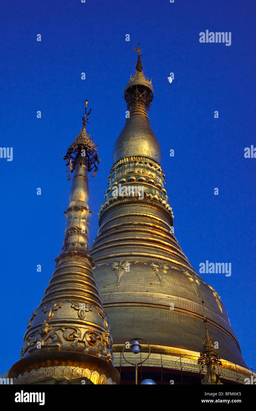 Moon Pagoda High Resolution Stock Photography and Images - Alamy