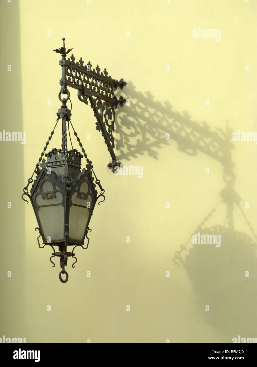 Wall mounted lantern hi-res stock photography and images - Alamy