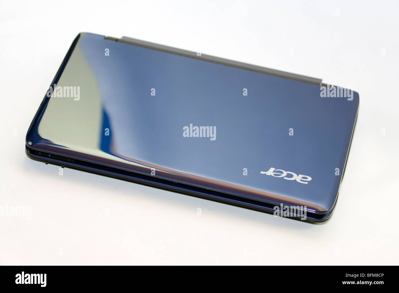 Portable techology hi-res stock photography and images - Alamy