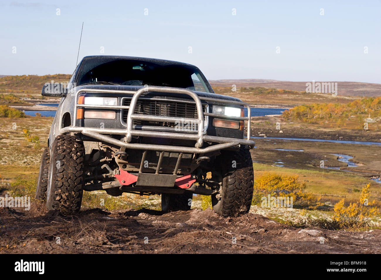 Car drive off hi-res stock photography and images - Alamy