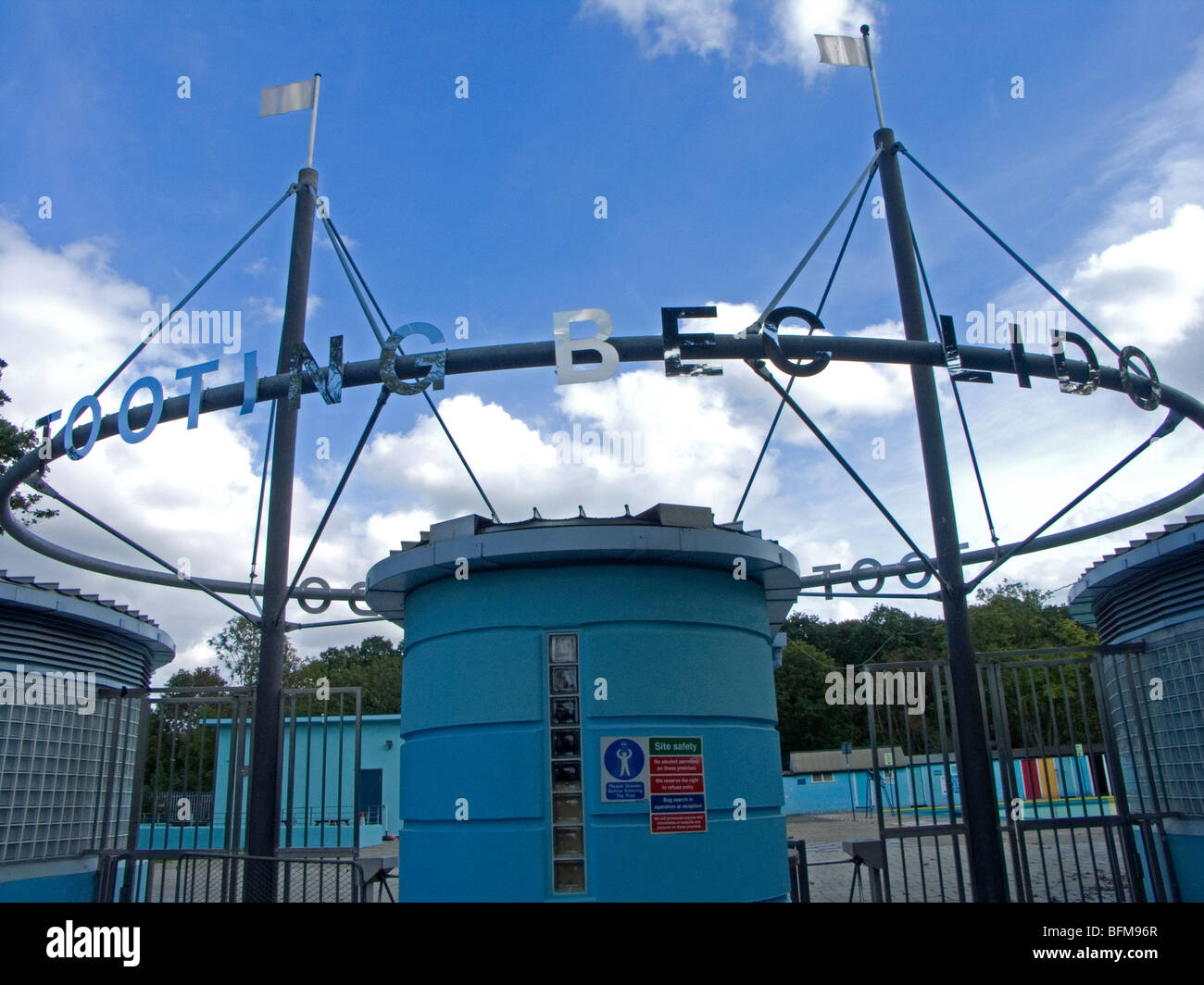 Tooting Bec Lido Entrance Stock Photo - Alamy