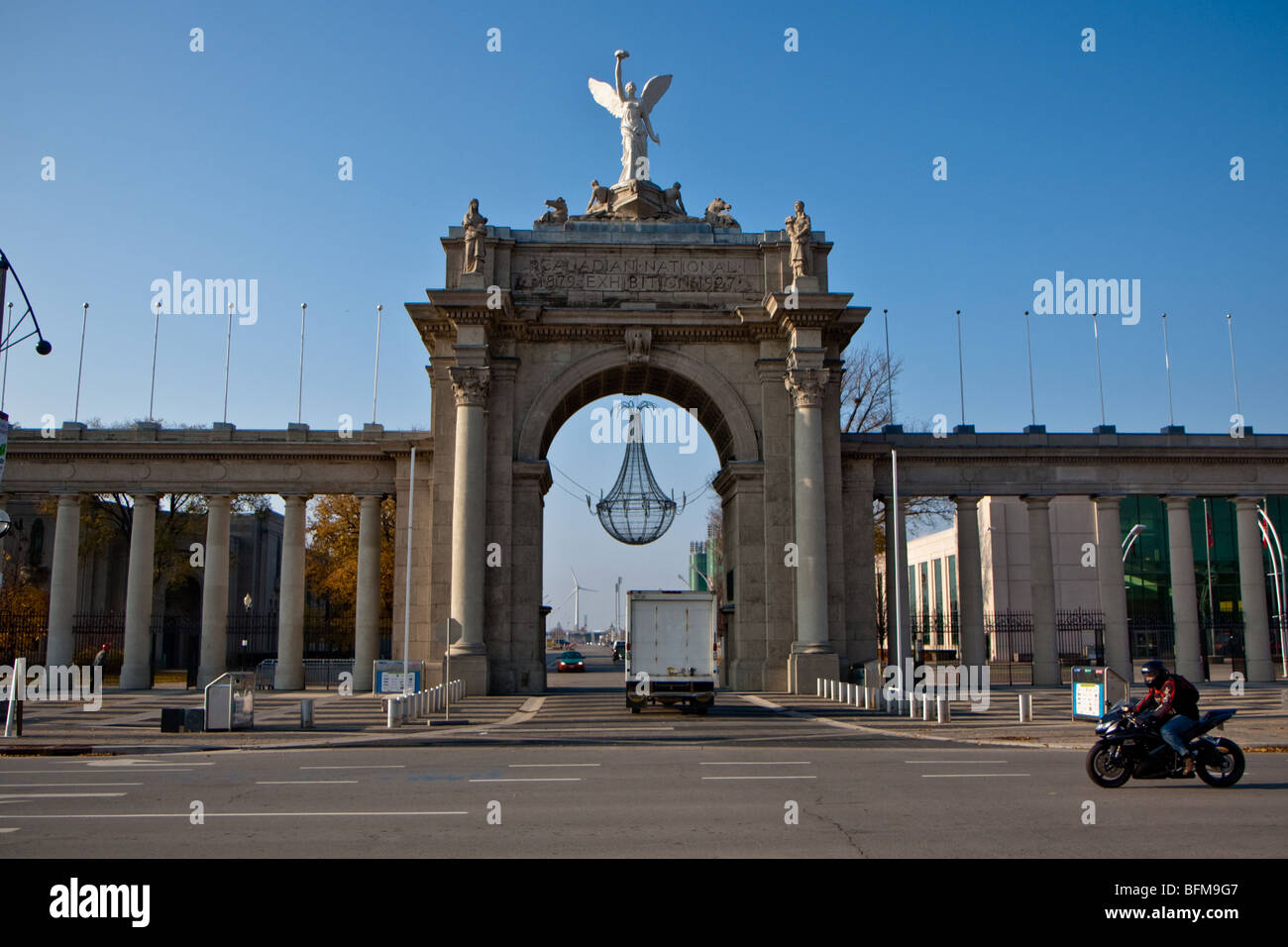 Princess gates toronto hi-res stock photography and images - Alamy