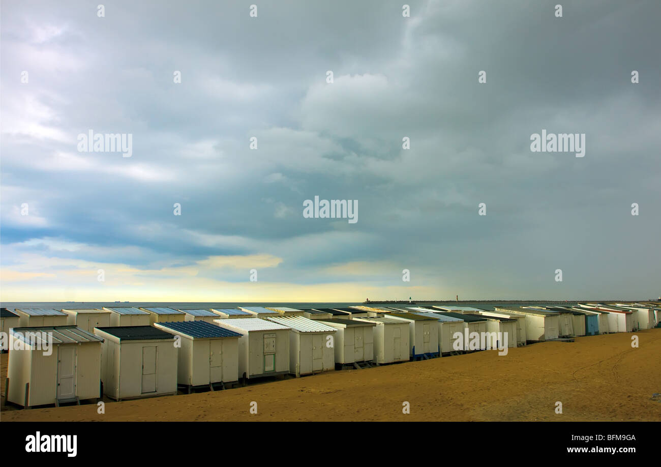 French row houses hi-res stock photography and images - Alamy