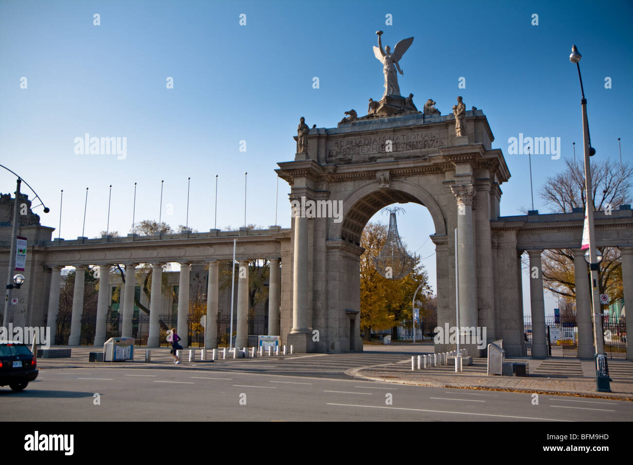 Princess gates toronto hi-res stock photography and images - Alamy