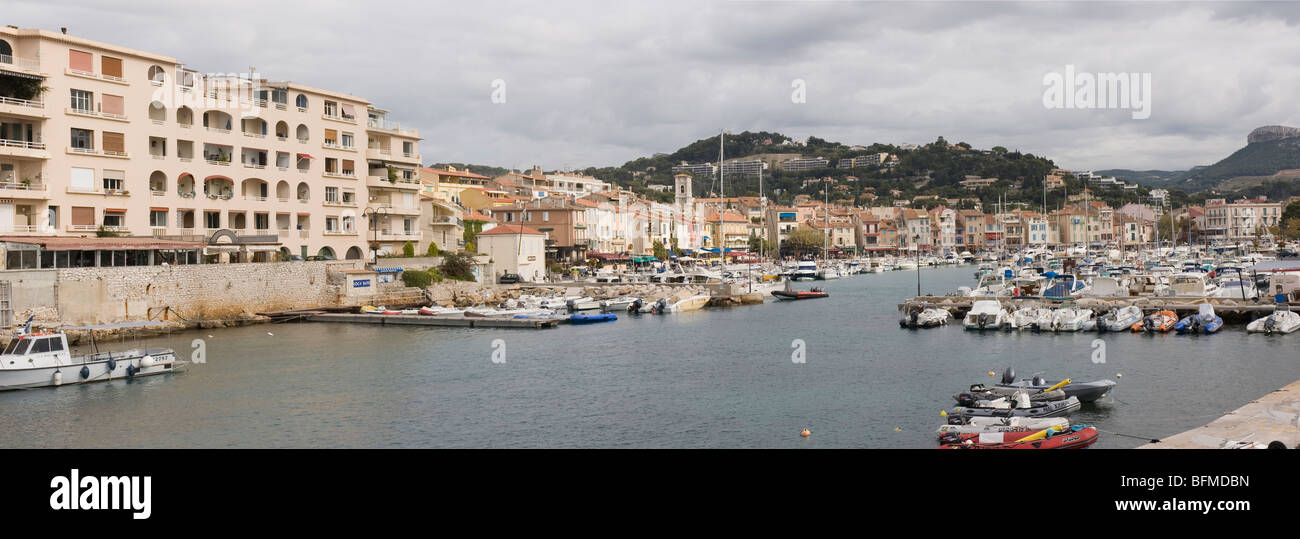 Route des cretes cassis hi-res stock photography and images - Alamy