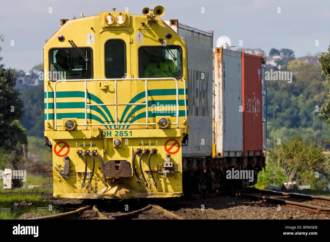 A DH class shunter on way to Ports of Auckland, Auckland, New Zealand ...