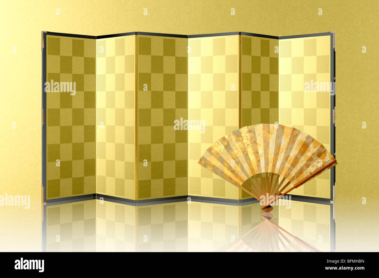 Gold folding fan fan hi-res stock photography and images - Alamy