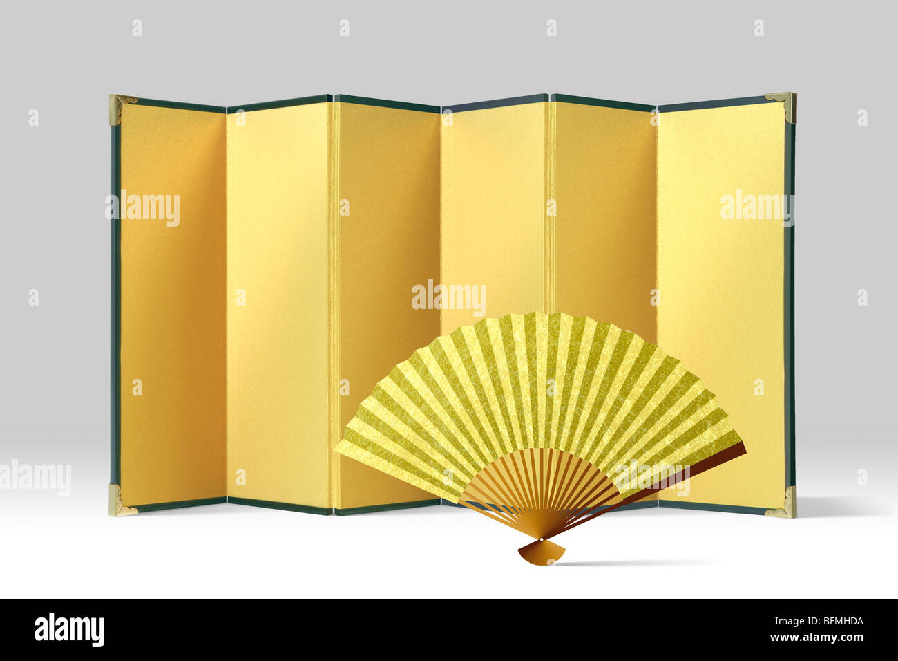 Gold fan pattern hi-res stock photography and images - Alamy