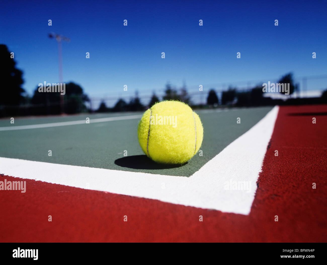 Tennis court balls low angle hi-res stock photography and images - Alamy