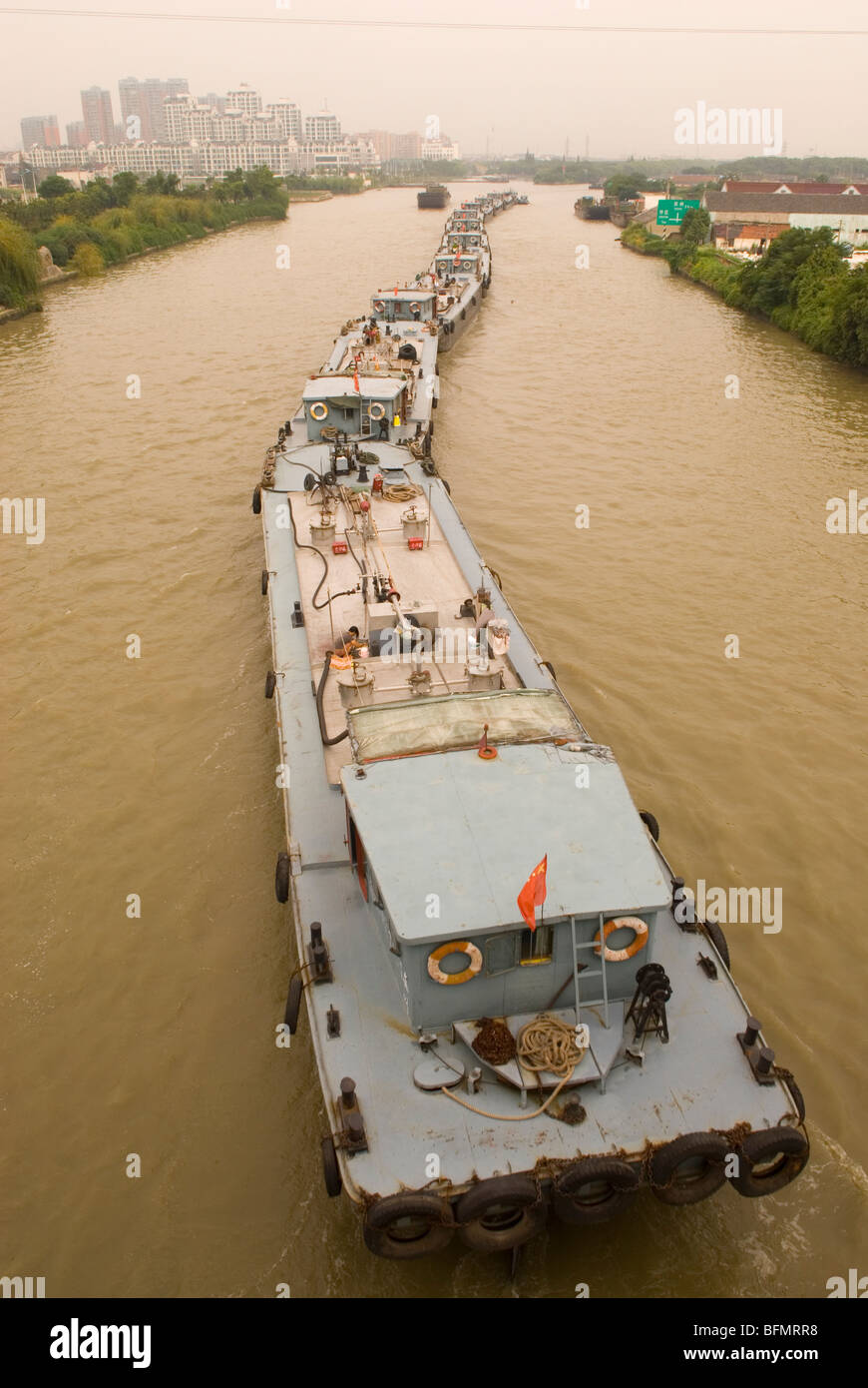 Water transport on the Grand Canal in Jiangsu province. China Stock ...