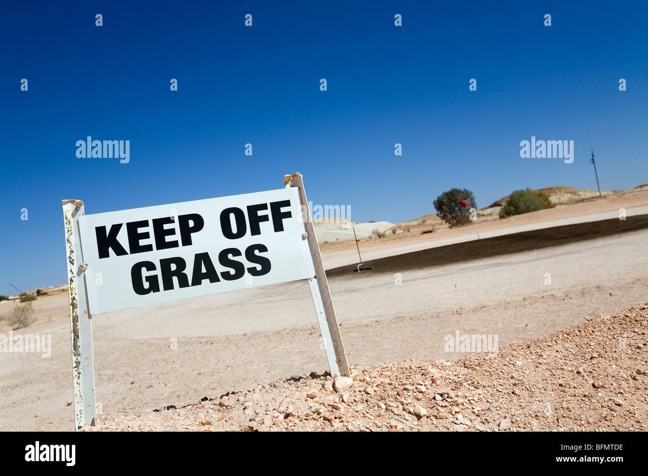 Australia, South Australia, Coober Pedy. Sign at the Coober Pedy golf ...