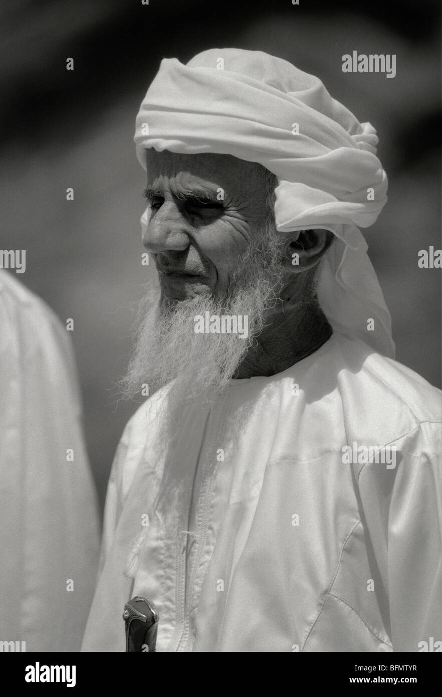 Old man white beard profile hi-res stock photography and images - Alamy