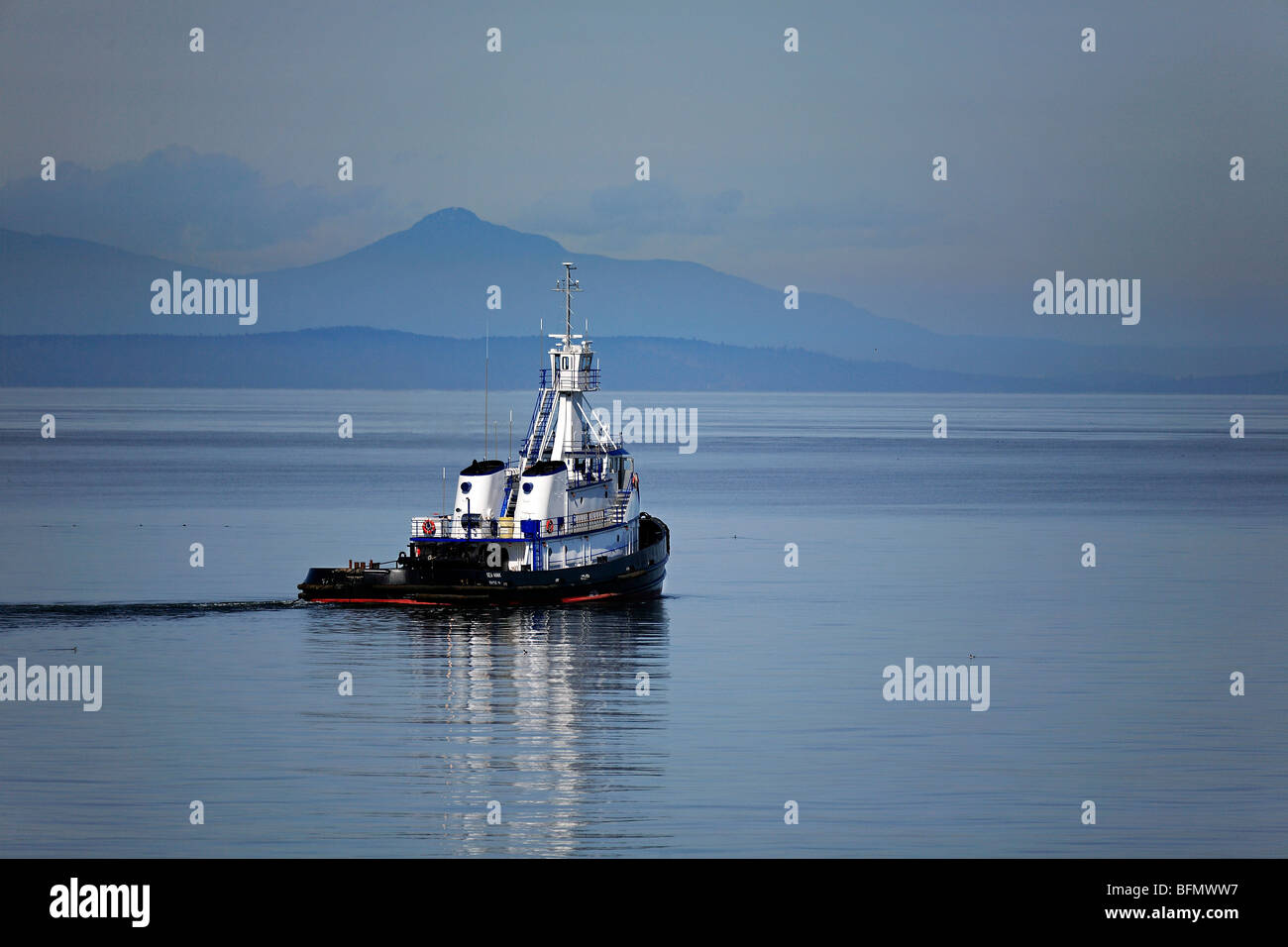 Canada, British Columbia, Tsawwassen, Pilot tug boat in Tsawwassen ...
