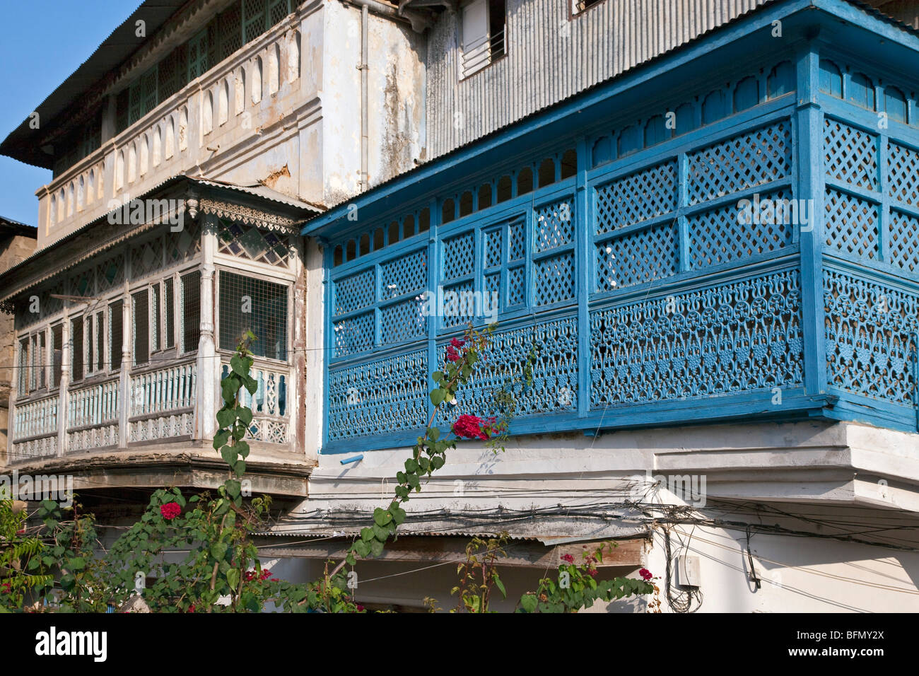 Ornate old building stone hi-res stock photography and images - Alamy
