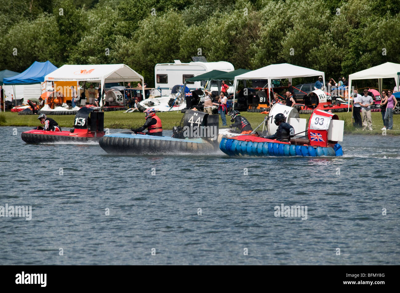 Hovercraft racing at Rother Valley Country park Rotherham South ...