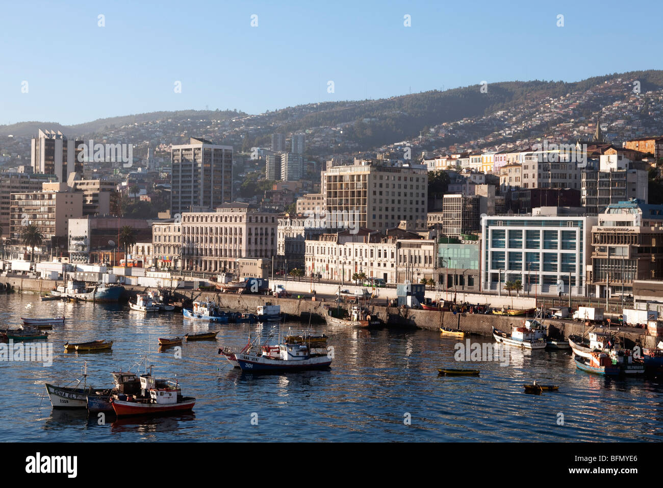 Valparisio chile hi-res stock photography and images - Alamy